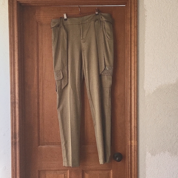 INC International Concepts | Pants & Jumpsuits | Green Cargo Pants In A ...